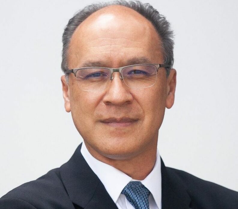 MEET DR. JAIME ROBLEDO - 1 - USA